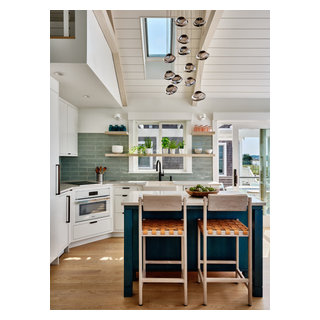 Waterfront Cottage - Beach Style - Kitchen - Boston - by b Architecture ...