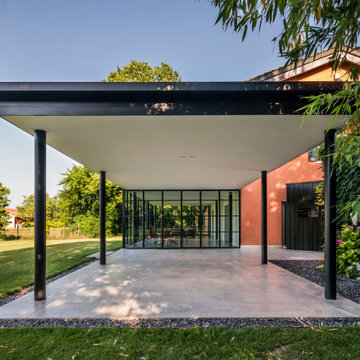 75 Columns Modern Outdoor Ideas You'll Love - April, 2022 | Houzz