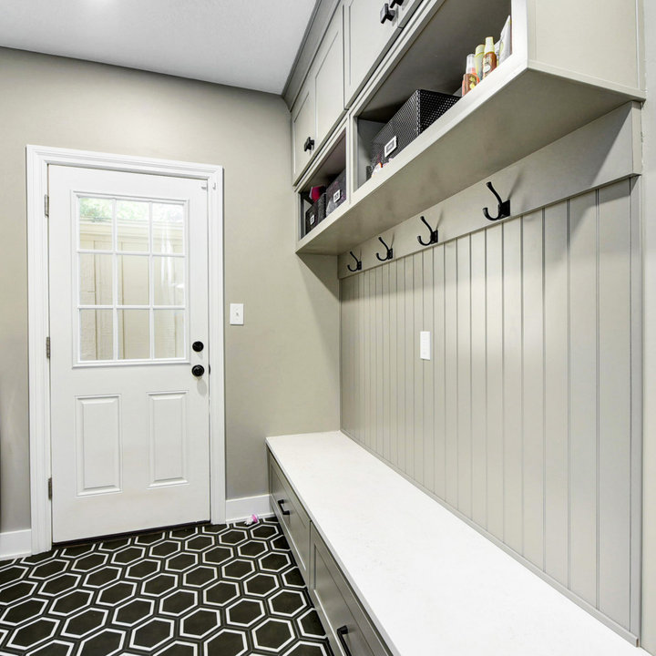 75 Wall Paneling Entryway Ideas You'll Love - August, 2025 | Houzz