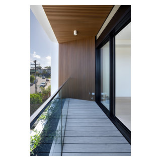 Duncan St Maroubra - NSW | CX Castellated Cladding Tas Oak & French Oak ...