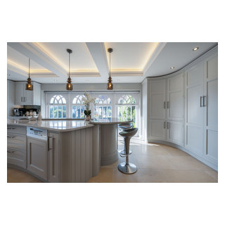 Ethereal Elegance - Traditional - Kitchen - Sussex - by Colliers ...
