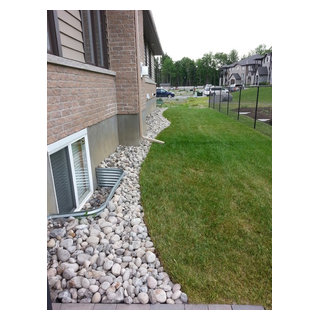 Finishing Touch Stonework, Mulch and Riverstone - Klassisch - Toronto ...