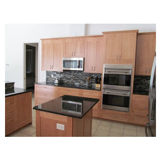 Kitchen Remodel in Maple With a Pecan Stain - Contemporary - Kitchen ...