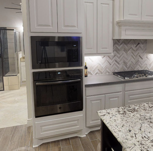 Urgent: what oven/microwave stack should I get? Must choose TODAY!