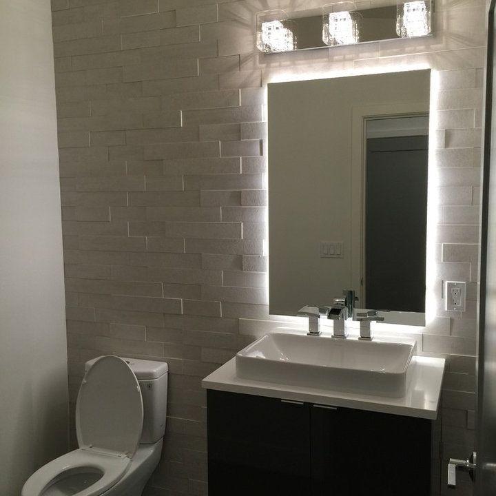 75 White Tile Powder Room Ideas You'll Love - January, 2026 | Houzz