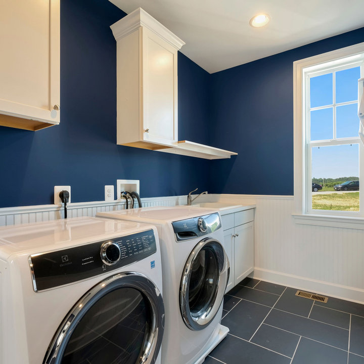 75 Wall Paneling Laundry Room Ideas You'll Love - August, 2025 | Houzz