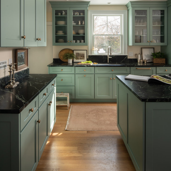 75 Beautiful Kitchen with Green Benchtop Ideas & Designs - June 2023 ...