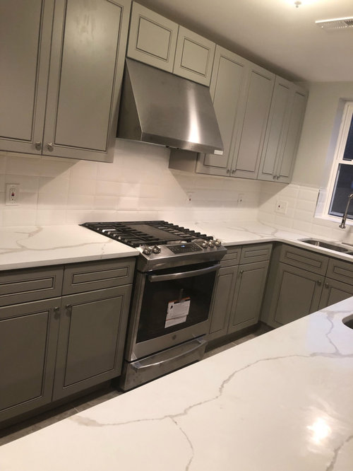 subway tile laid in grid pattern - Is this okay?