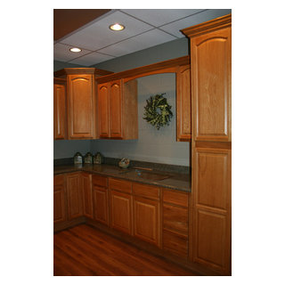 Legacy Oak Kitchen Cabinets Home Design - Traditional - Columbus - by ...