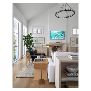 Transitional Cottage - Transitional - Dallas - by Tanner Homes | Houzz