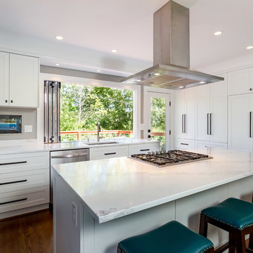 Bump Out Window - Photos & Ideas | Houzz