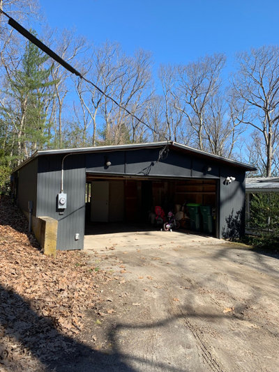 Houzz Tour: Architect Reimagines a Garage as a Guesthouse