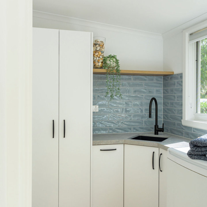 75 Beautiful Laundry Room with Subway Tile Splashback Ideas & Designs ...