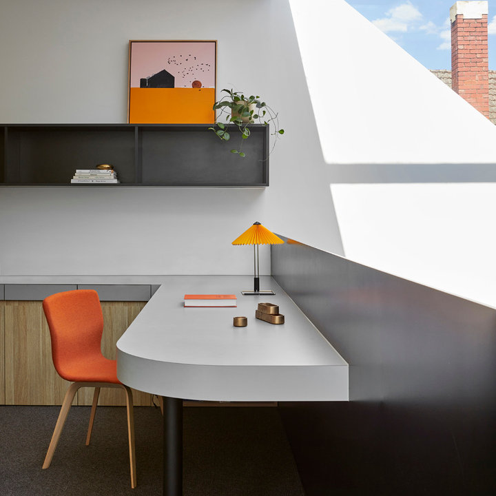75 Beautiful Home Office with a Built-in Desk Ideas & Designs ...