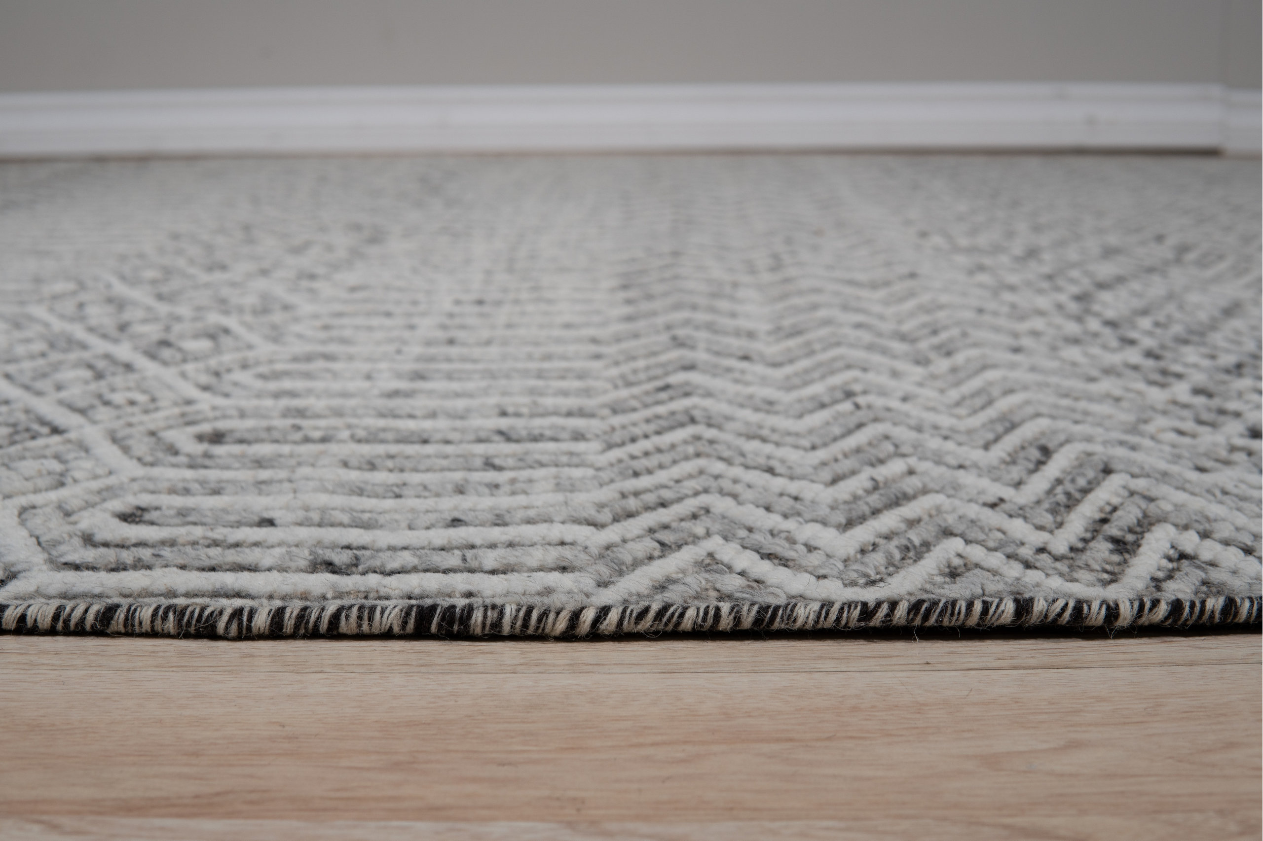 Ivory Contemporary Geometric Transitional High-Low Area Rug ...
