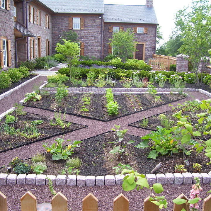 Semi Circular Landscaping Ideas - Photos & Ideas | Houzz
