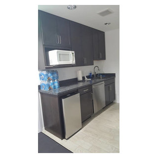 Shaker - Phoenix (Commercial) - Transitional - Phoenix - by Builders ...