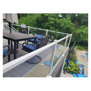 Screen Under Deck with Phantom Sliding - Modern - Deck - Other - by ...