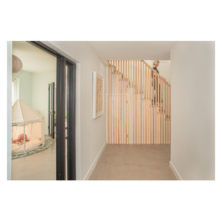 Loughton House Bespoke Stair Balustrade with Vertical Timber Batons ...