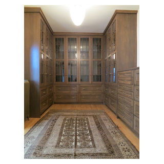 Stained White Oak Walk-in Closet - Craftsman - Wardrobe - Chicago - by ...