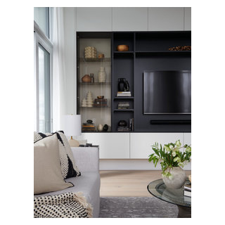 PORT CREDIT PENTHOUSE - Contemporary - Living Room - Toronto - by ...
