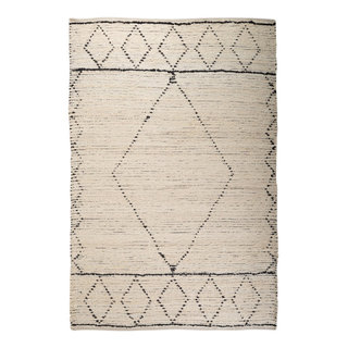 Calvert 5'x8' Ivory & Black Cotton Hand Woven Diamond Patterned Rug ...