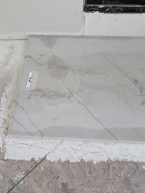 Quartzite edge staining after fabrication? Is this expected?