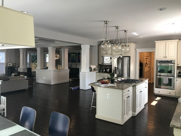 Kitchen of the Week: A Vibrant Space for Family and Friends