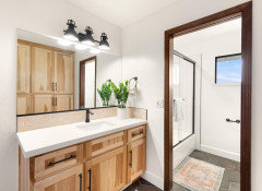 Cabinet color for Silestone Calacata Gold and Chloe or Portmore tile ...