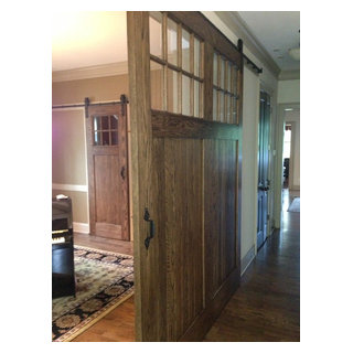 Inerior barn door style sliding doors - Traditional - Atlanta - by True ...