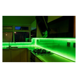 "LED & STENCIL" bespoke artwork illuminated glass kitchen splashback ...