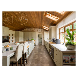 Laura Ashley Helmsley Kitchen & Living - Klassisch modern - Küche ...