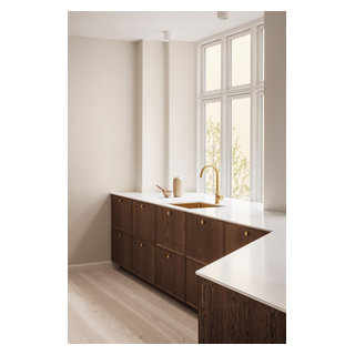 Reform — FRAME kitchen Dark Oak in Copenhagen - Scandinavian - Kitchen ...