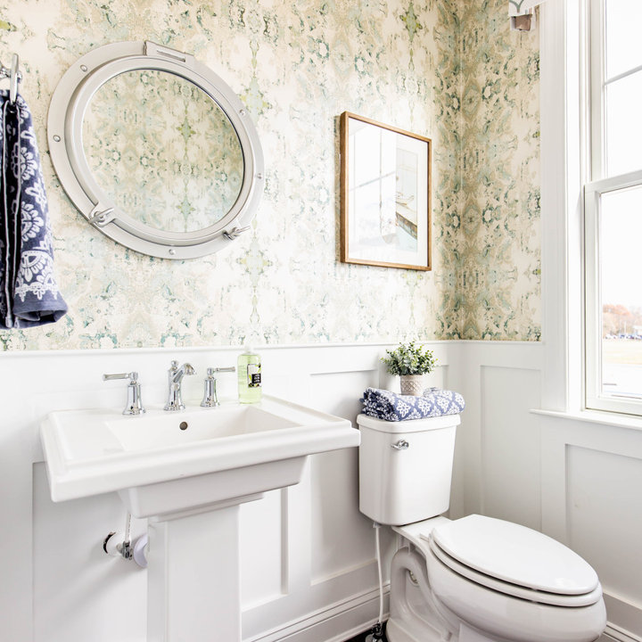 75 Beautiful Traditional Powder Room Ideas & Designs - June 2024 | Houzz AU