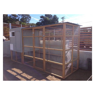 chicken coops - Modern - San Diego - by IB Crazy Coops | Houzz