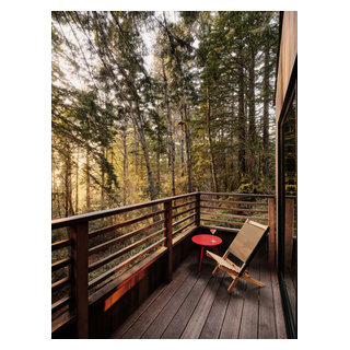 Sea Ranch Renovation - Rustic - Balcony - San Francisco - by Koch ...