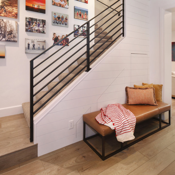 75 Beautiful Staircase with Tongue and Groove Walls Ideas and Designs ...