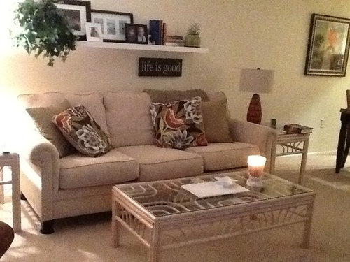 Paint walls BM Monroe Bisque