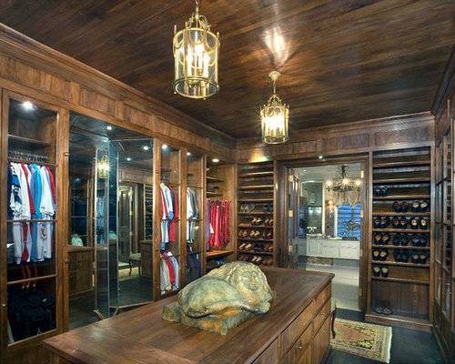 855 Rustic Closet Design Ideas & Remodel Pictures | Houzz