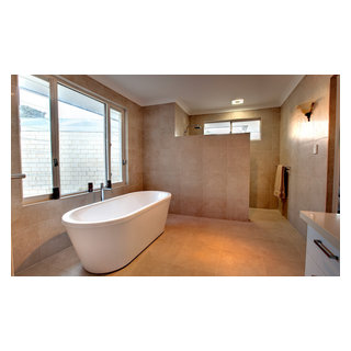 MARK WELLS BUILDING DESIGNS - Bathroom - Other - by MW Design & Build ...