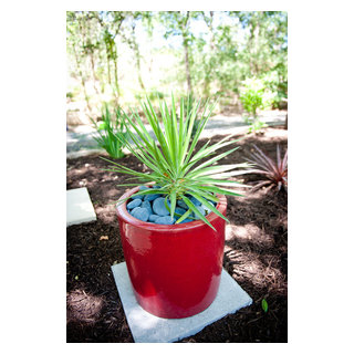 Planters - Contemporary - Garden - Austin - by BLUE Renovation ...