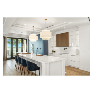 The Sea Lore - Modern Kitchen - Modern - Kitchen - Miami - by Artibus ...