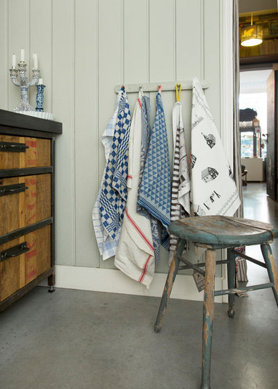 My Houzz: Handmade Ceramics and Textiles in a Live-Work Home