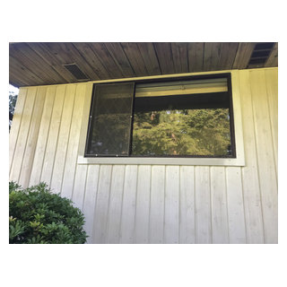 Siding replacement - Cedar Channel Vertical Siding - Häuser - Vancouver ...