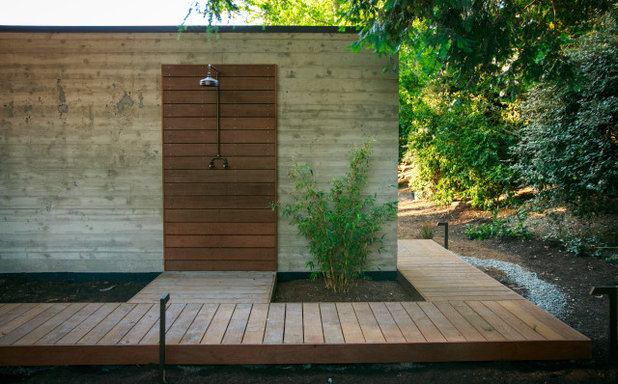 25 Inspiring Outdoor Showers