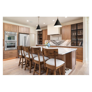 Extraordinary Quarter Sawn Kitchen With a Modern Twist - Modern ...