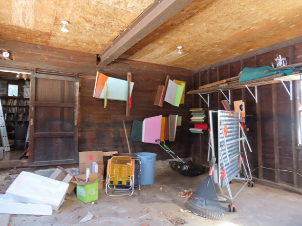 Historical Carriage House Transformed Into an Artist’s Studio