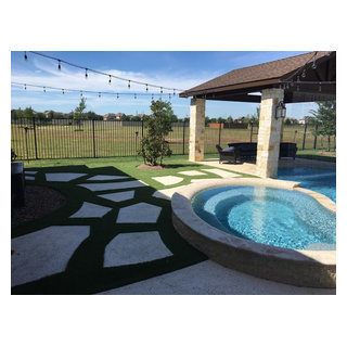 Towne Lake Freeform with Rain Curtain - Pool - Houston - by Great ...