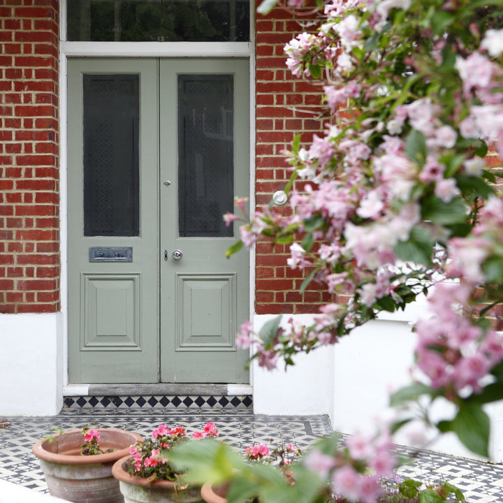 75 Beautiful Victorian House Exterior Ideas and Designs - March 2026 ...