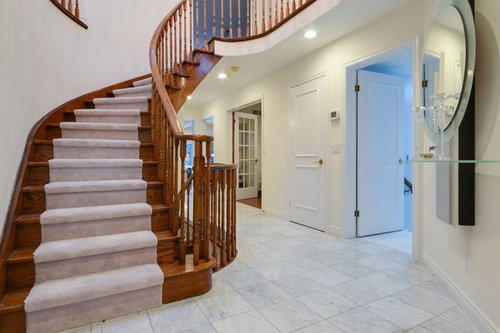 curved stair entry